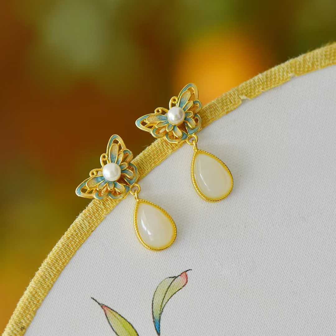 Anting kupu-kupu berbentuk tetesan air mata giok Hetian perak sterling ...